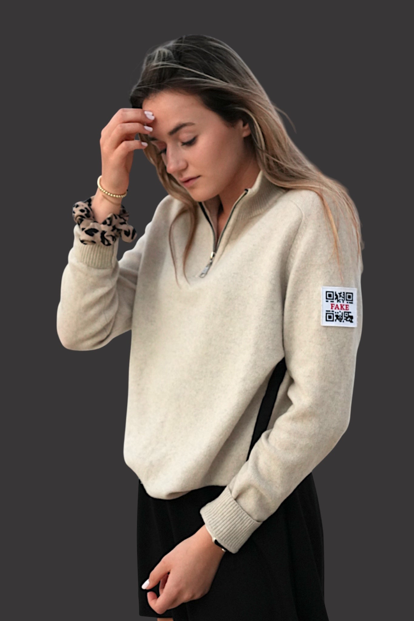 Zipper Statement | Natural